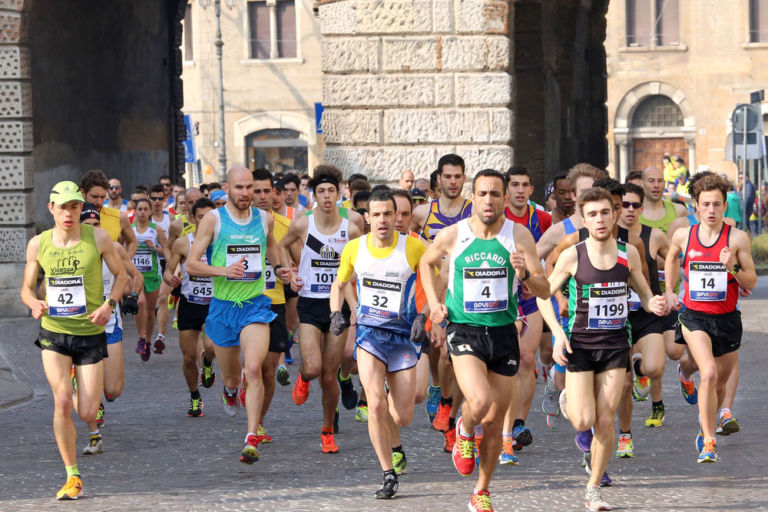 Correre in Italia. Le 5 maratone da non perdere – La Tua Italia